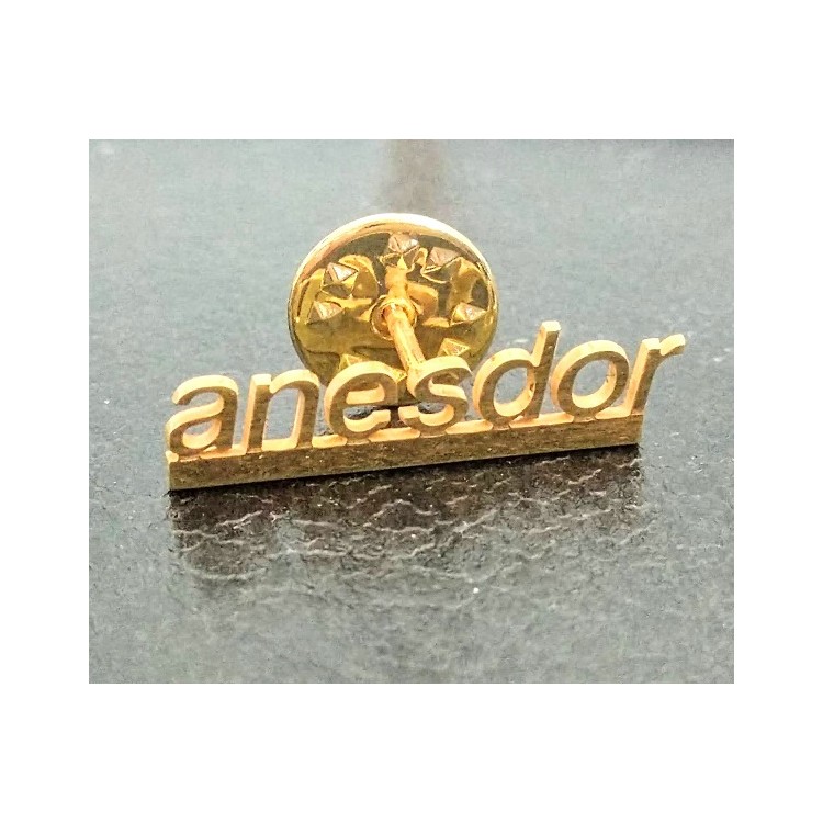 Pins publicitarios marcas contorneadas