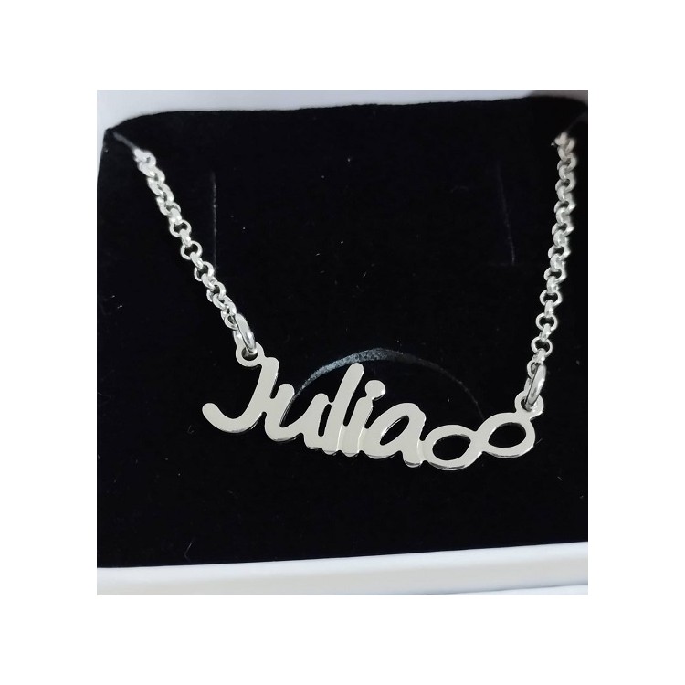 Collares con nombres en plata de ley